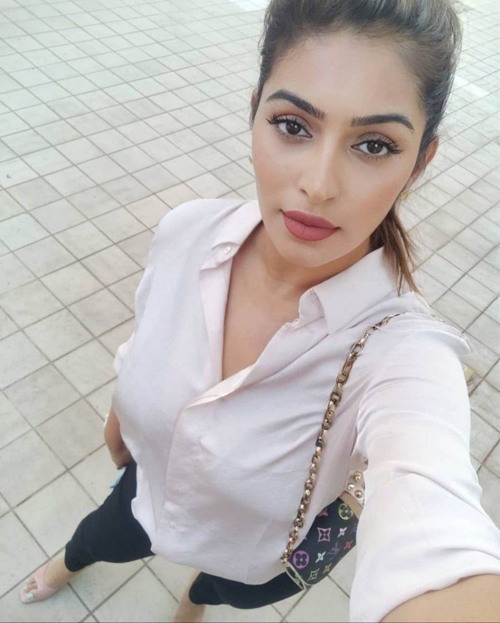 Aarohi Sharma – Medium