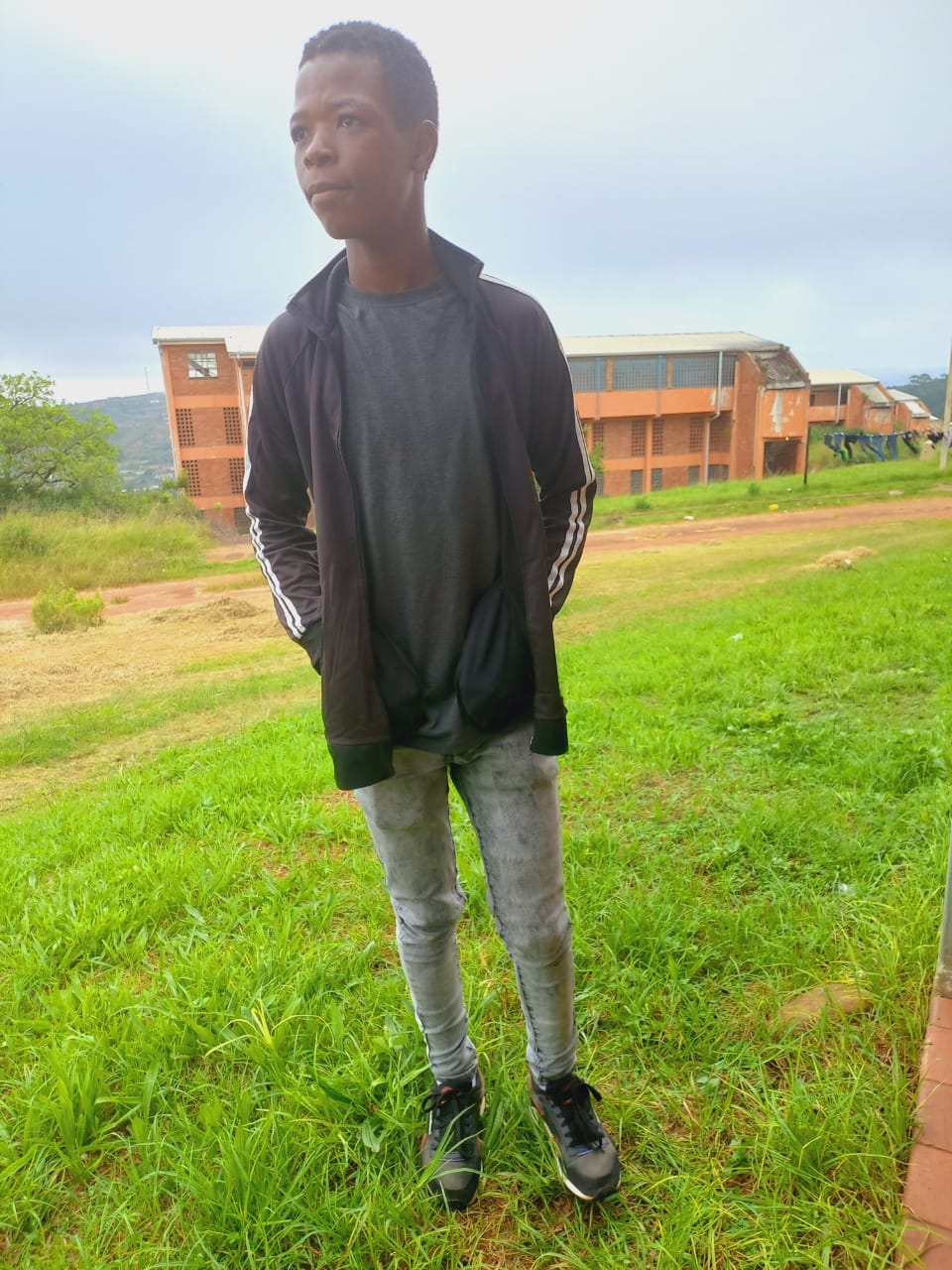 Lusanda Maphisa – Medium