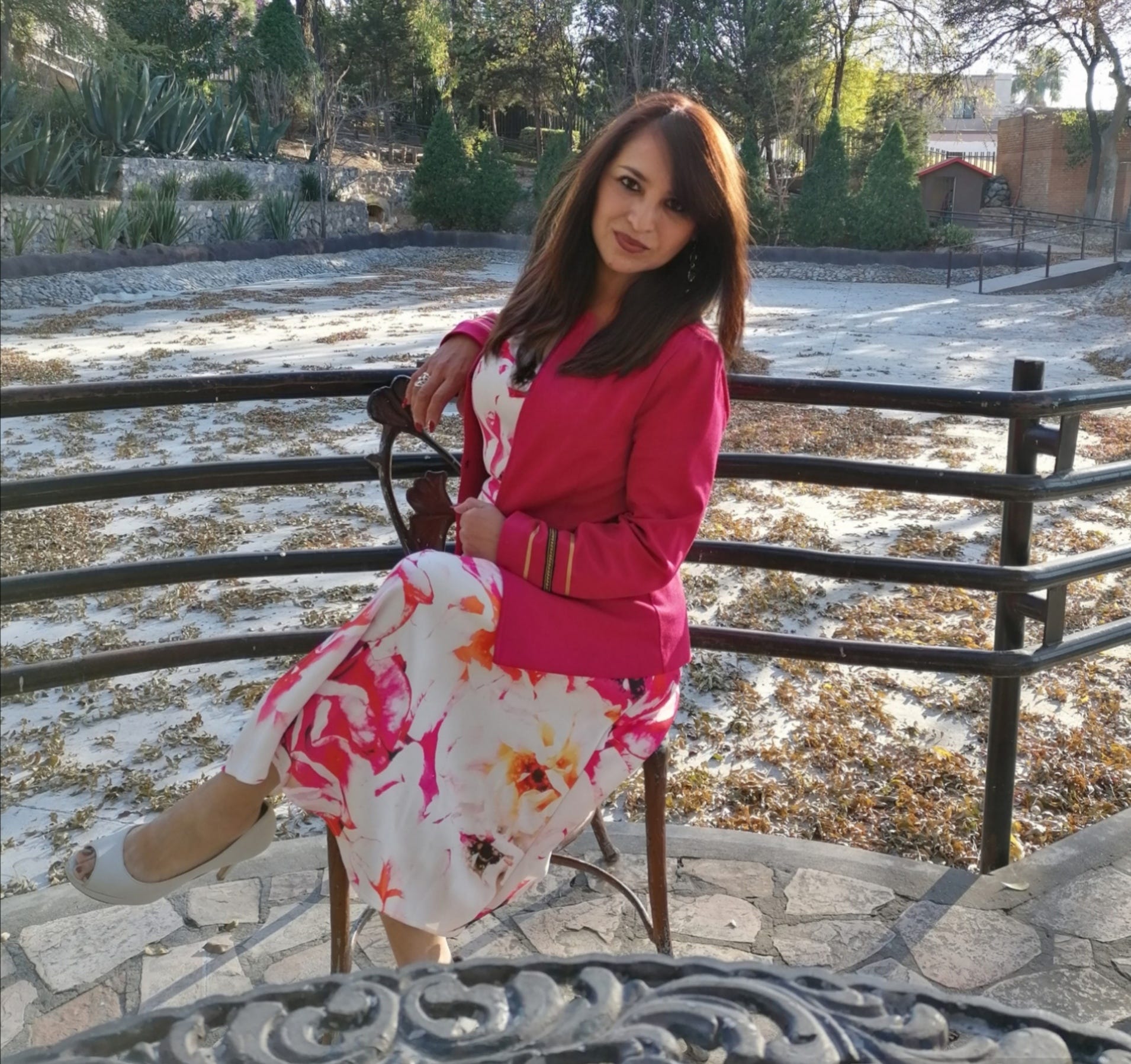 Isabel Salas – Medium