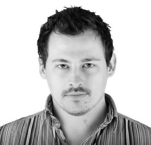 Damian Bere – Medium