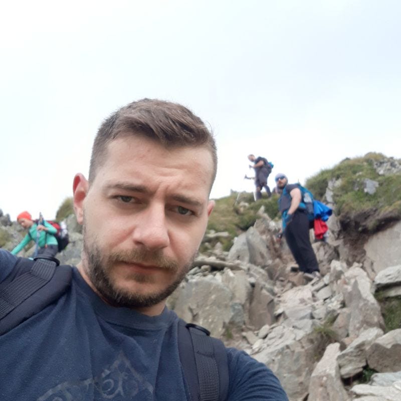 Alex Cojocaru – Medium