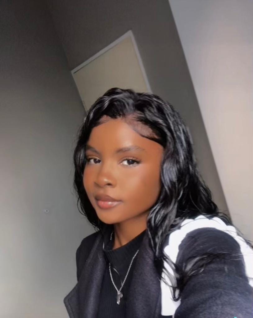 Lourena Barros – Medium