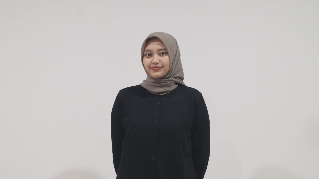 Dwiyashanta Eidel Safira – Medium