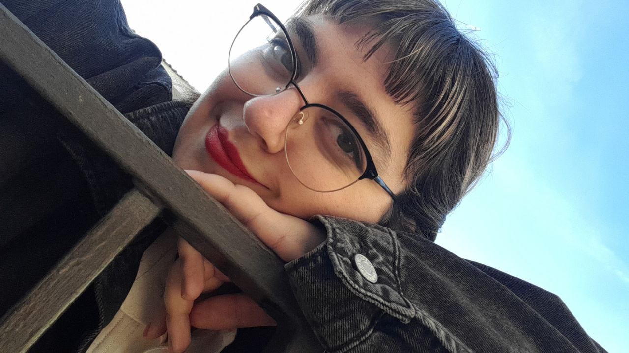 María Robles – Medium