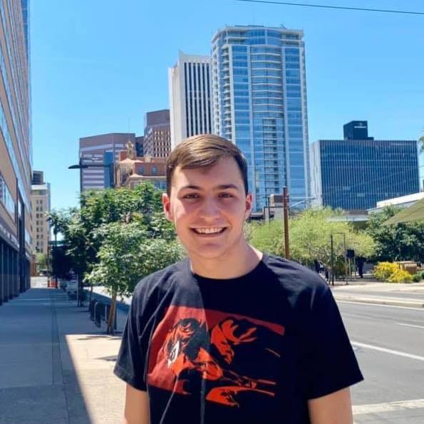 Cole Bailey – Medium