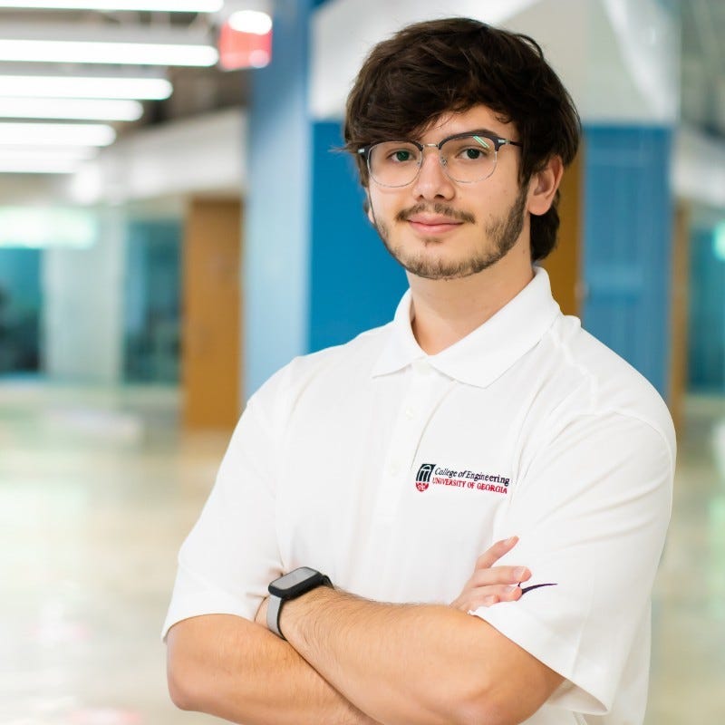 Alex Breazu – Medium