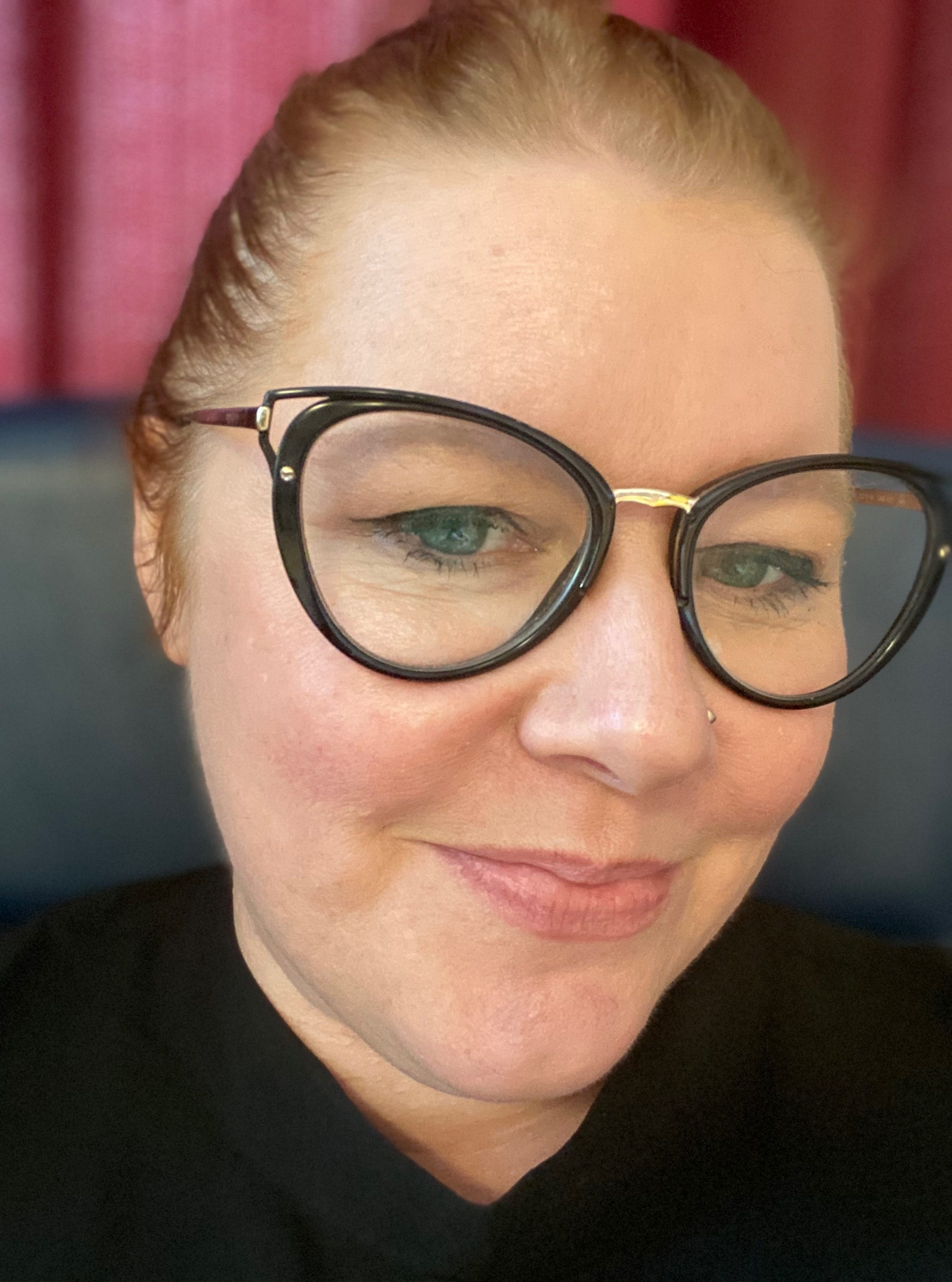 Amber Garrett – Medium