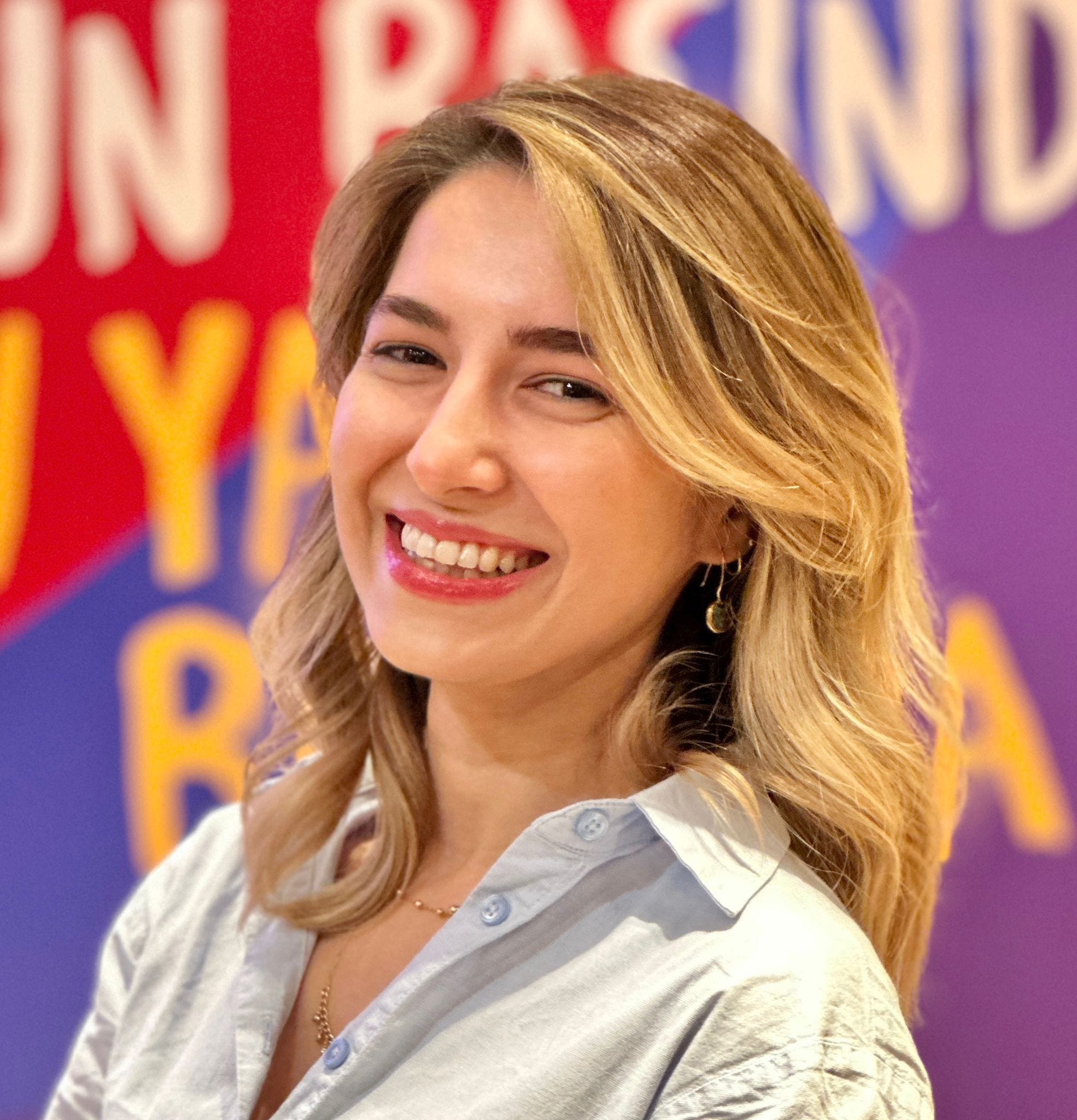 Esra Koyluoglu – Medium