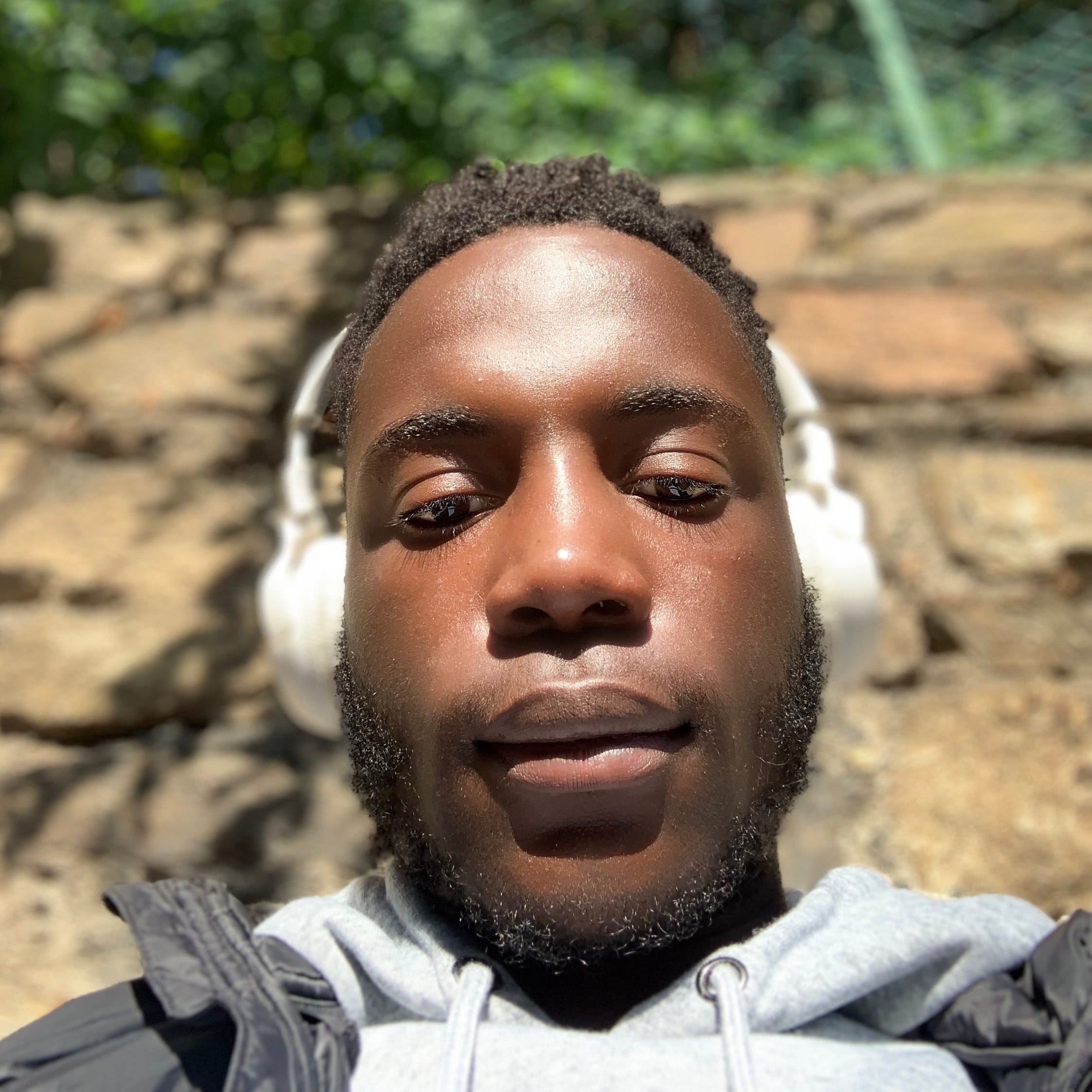 Jonathan Mwamba – Medium