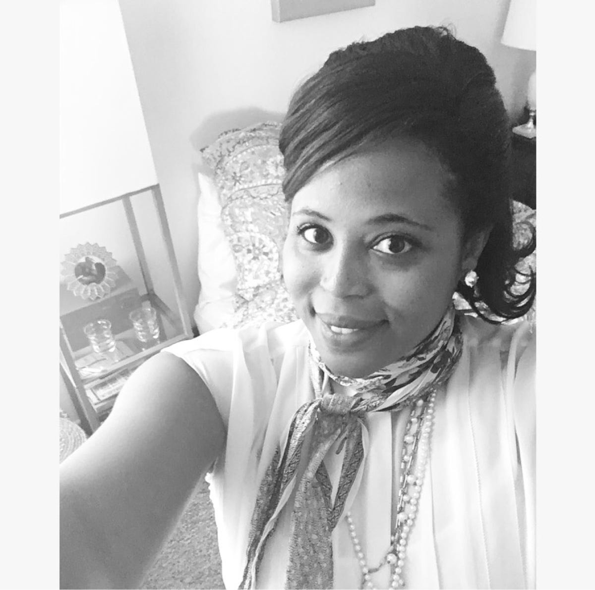 Dina Bernadel – Medium