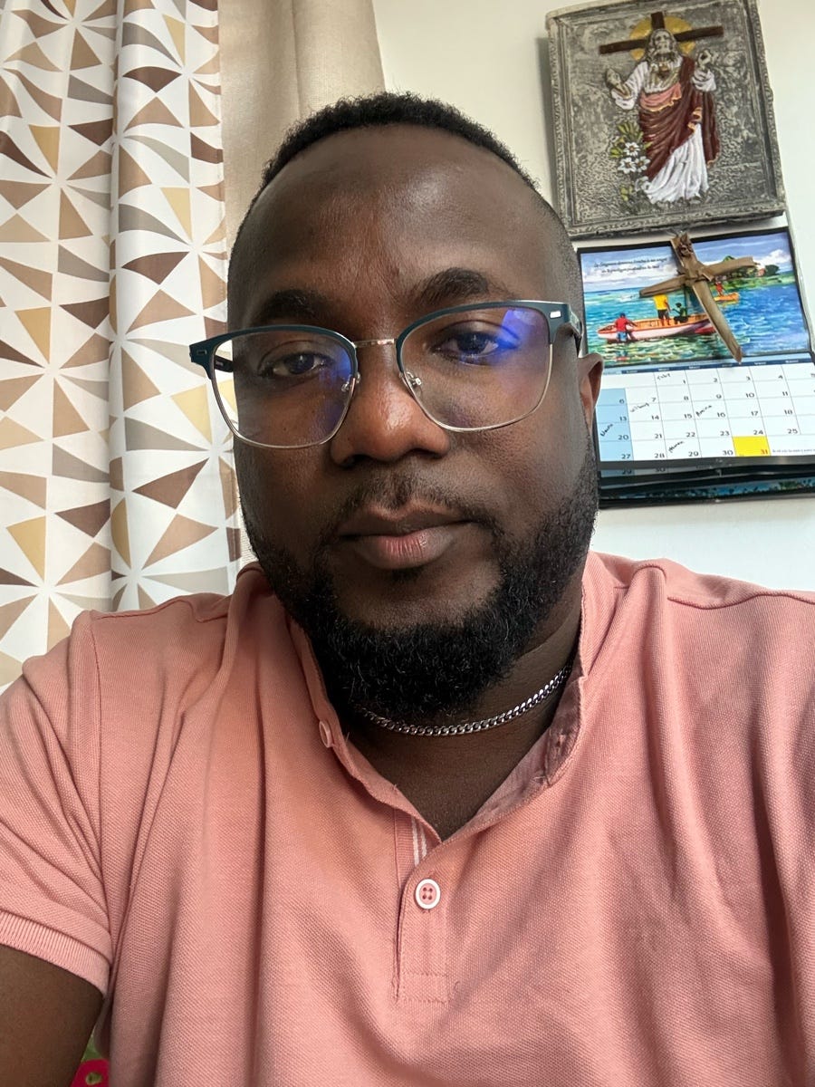 Lekan Bido – Medium