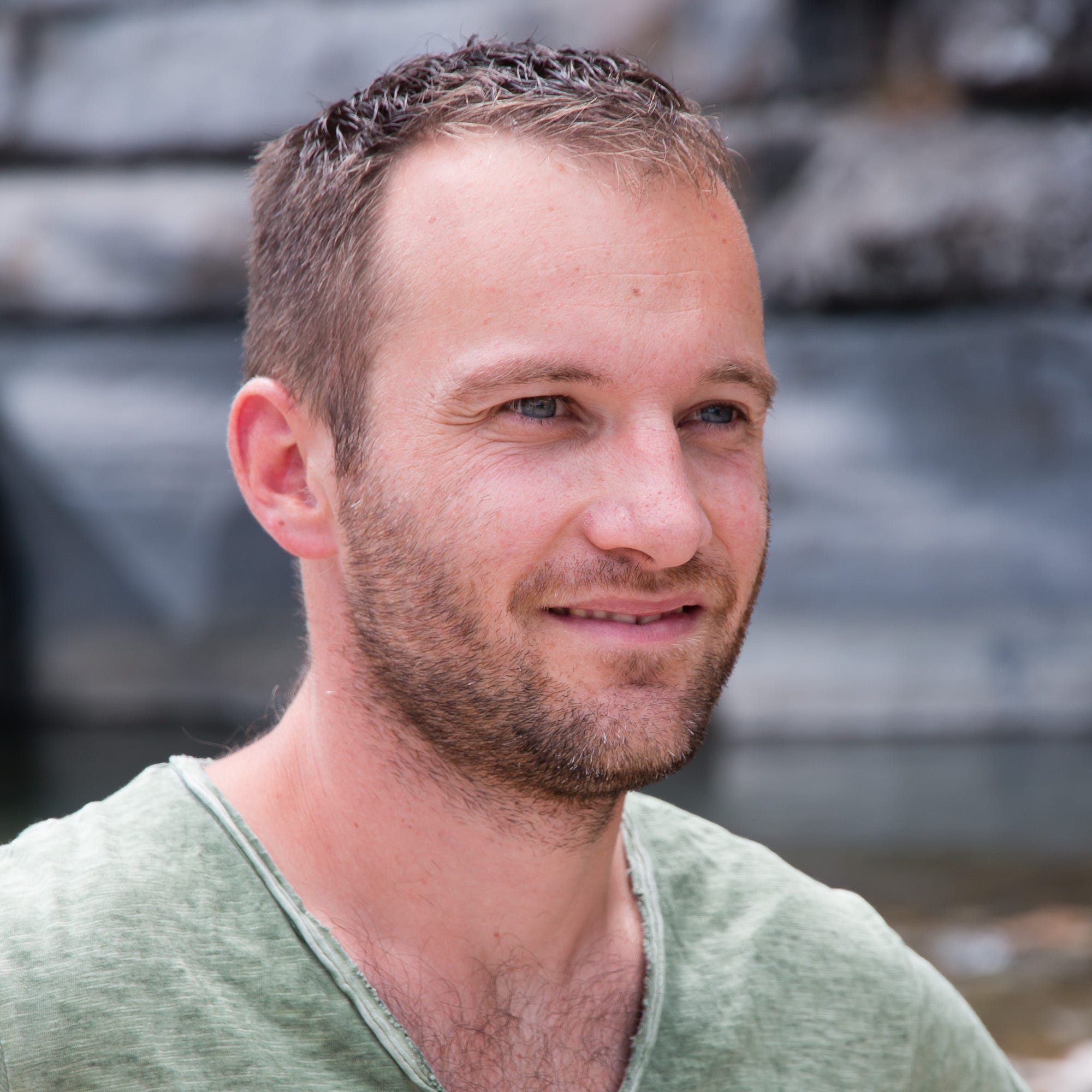 Ron van Weverwijk – Medium