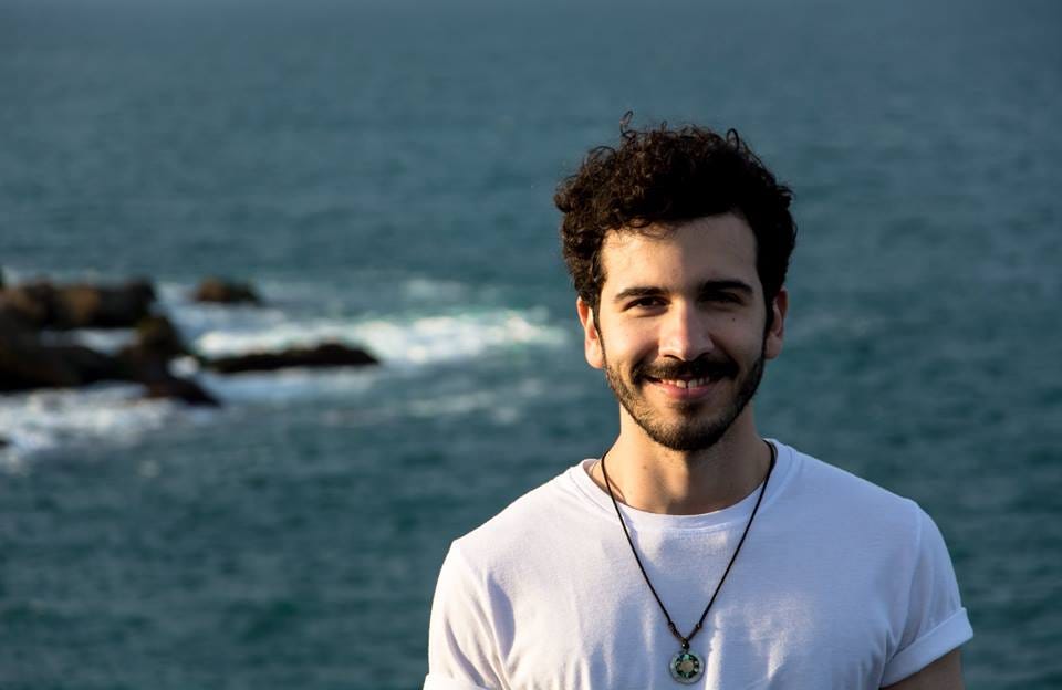 Caio Augusto – Medium
