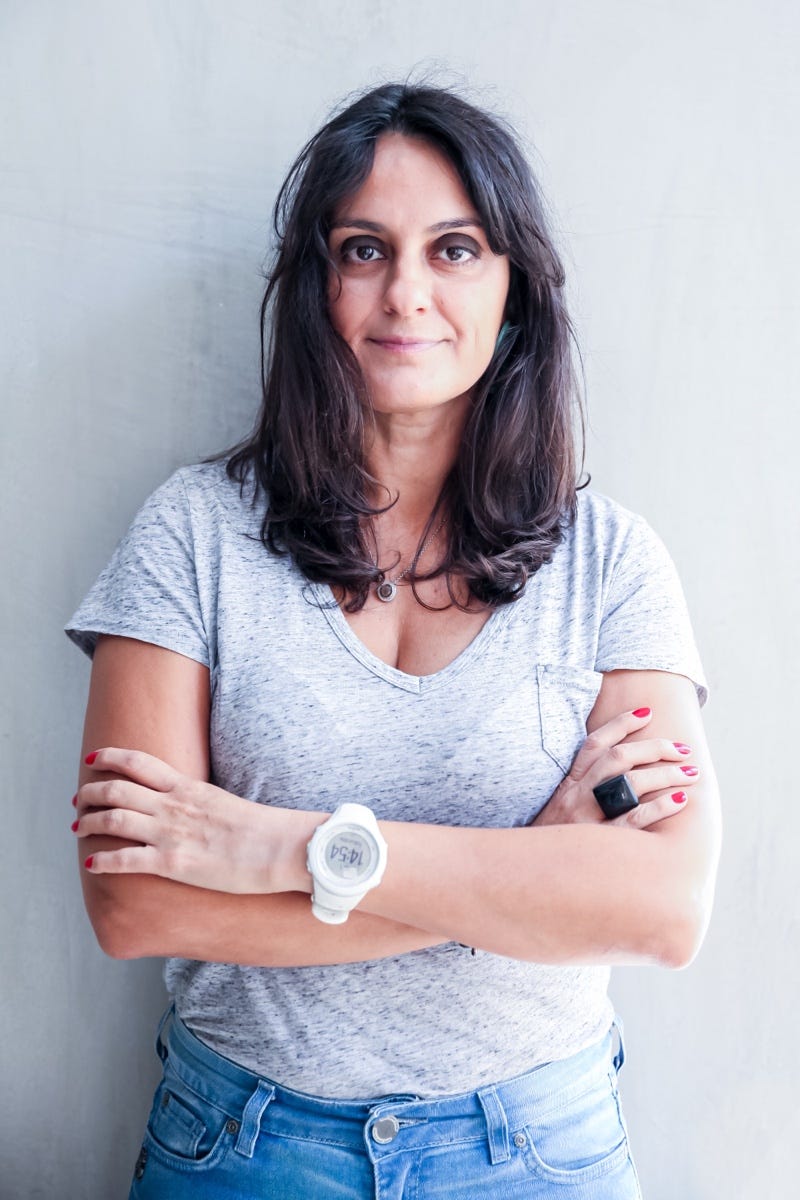 Regina Pedroso – Medium