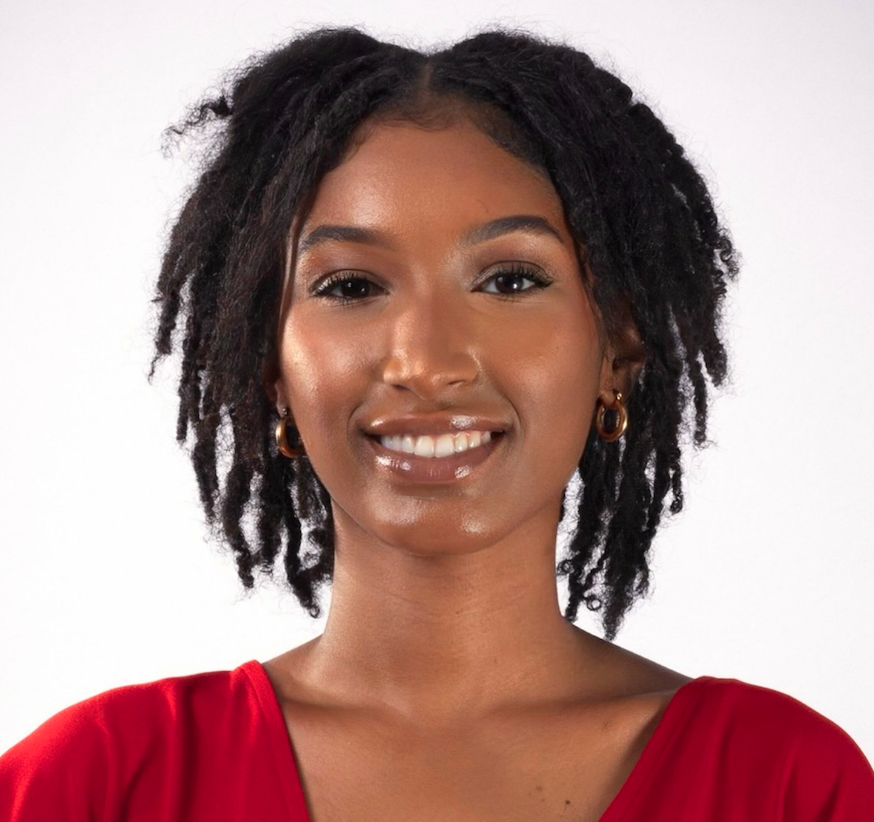Da'Janique Demery – Medium