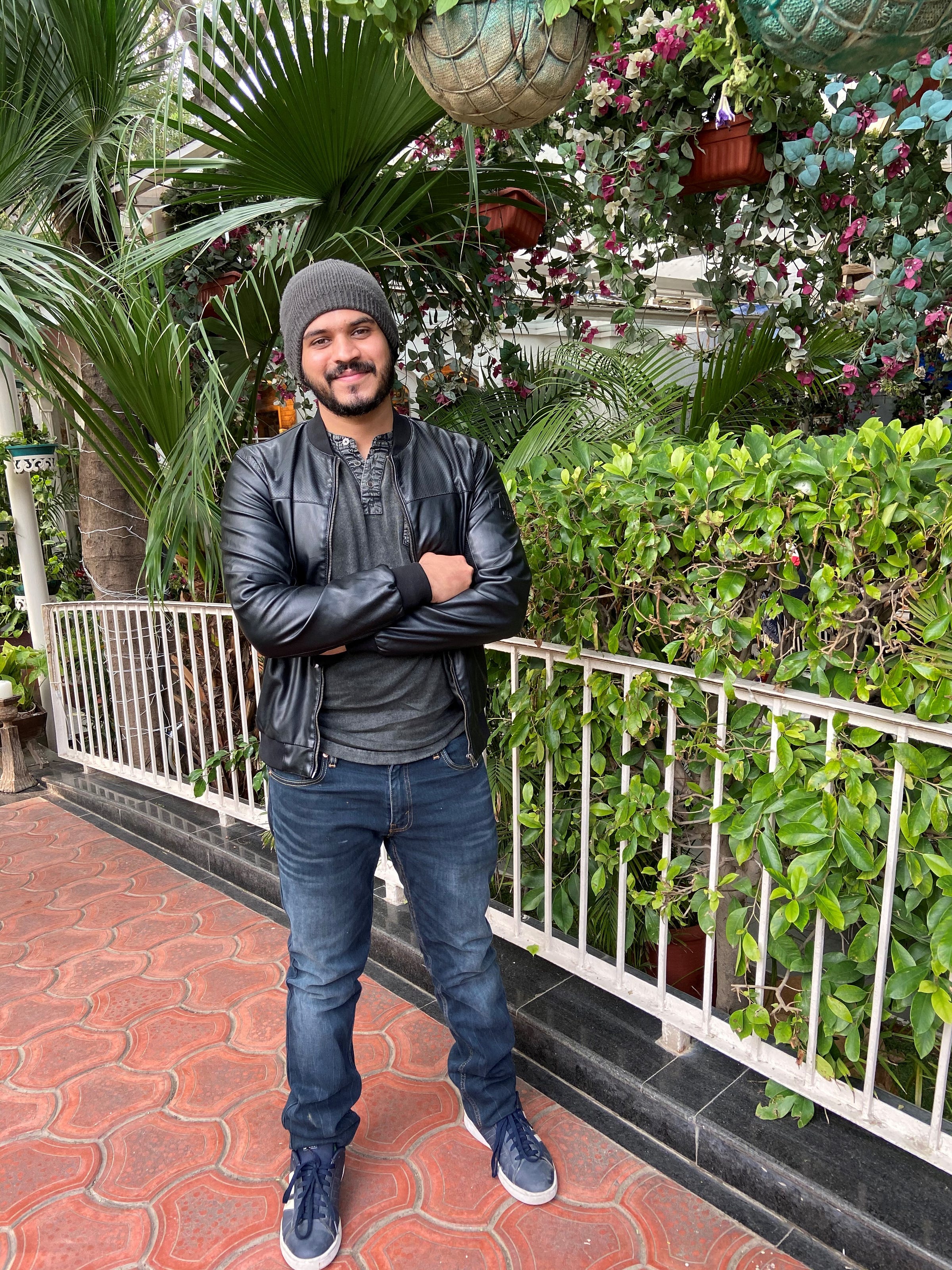 Alex Sebastian – Medium