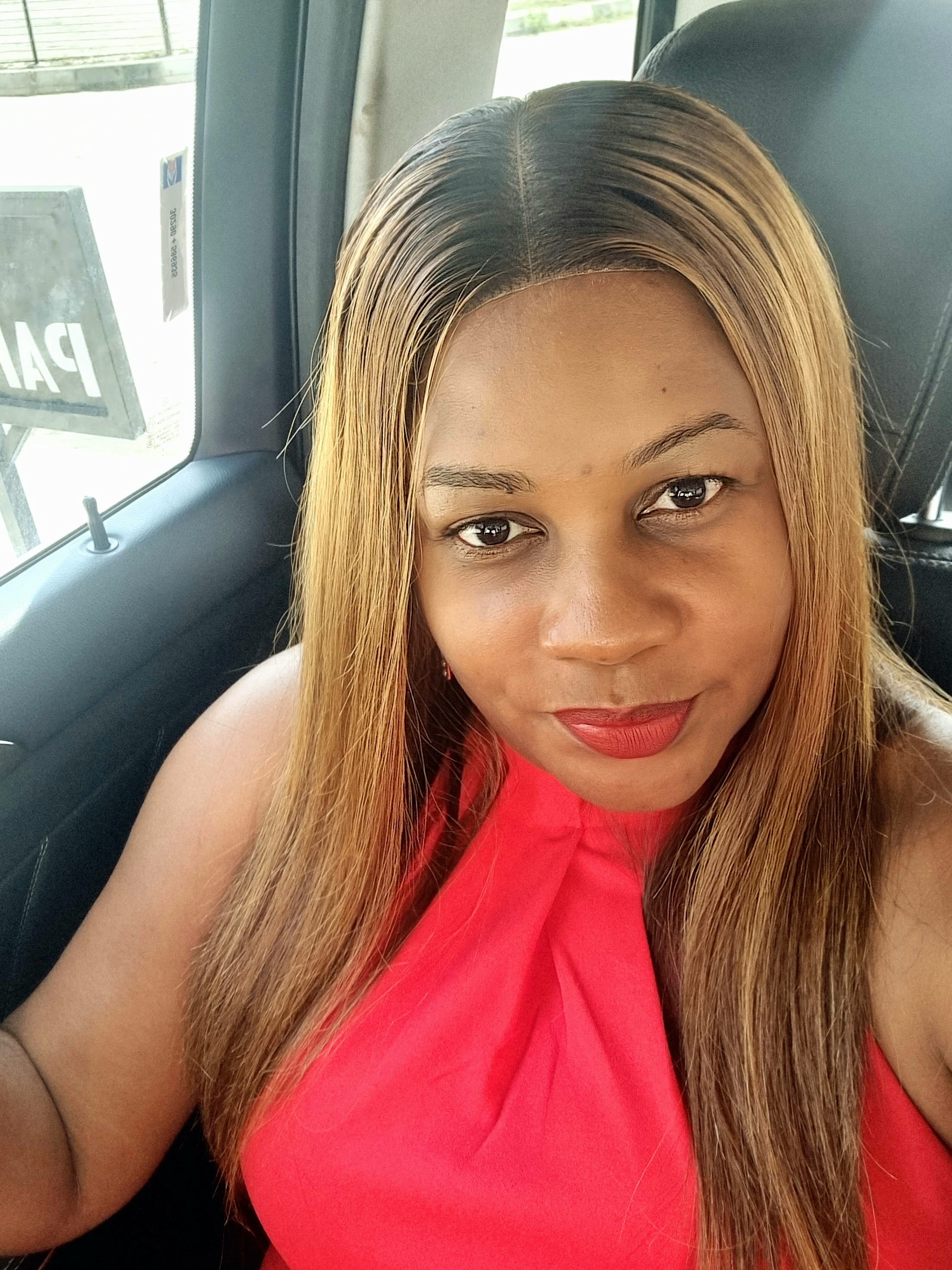 Onyeka Akinrinade – Medium