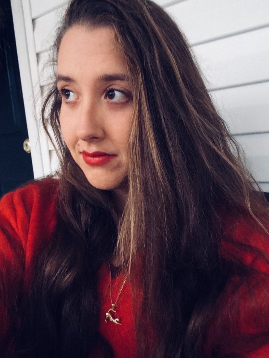 Elizabeth Gail – Medium