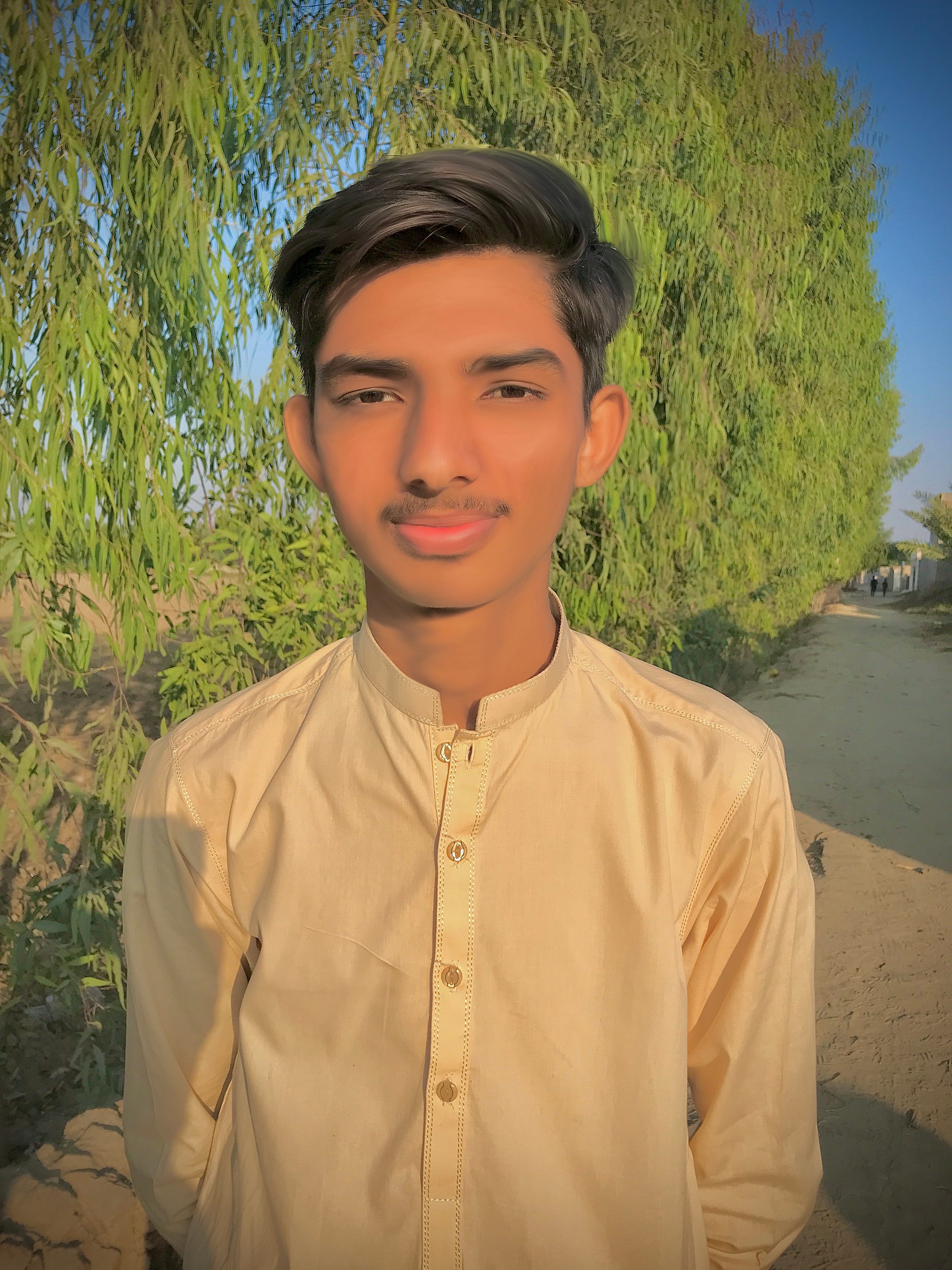 Moin ul haq – Medium