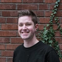 Noah Mayerhofer – Medium