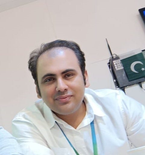 Nasir Nawaz – Medium
