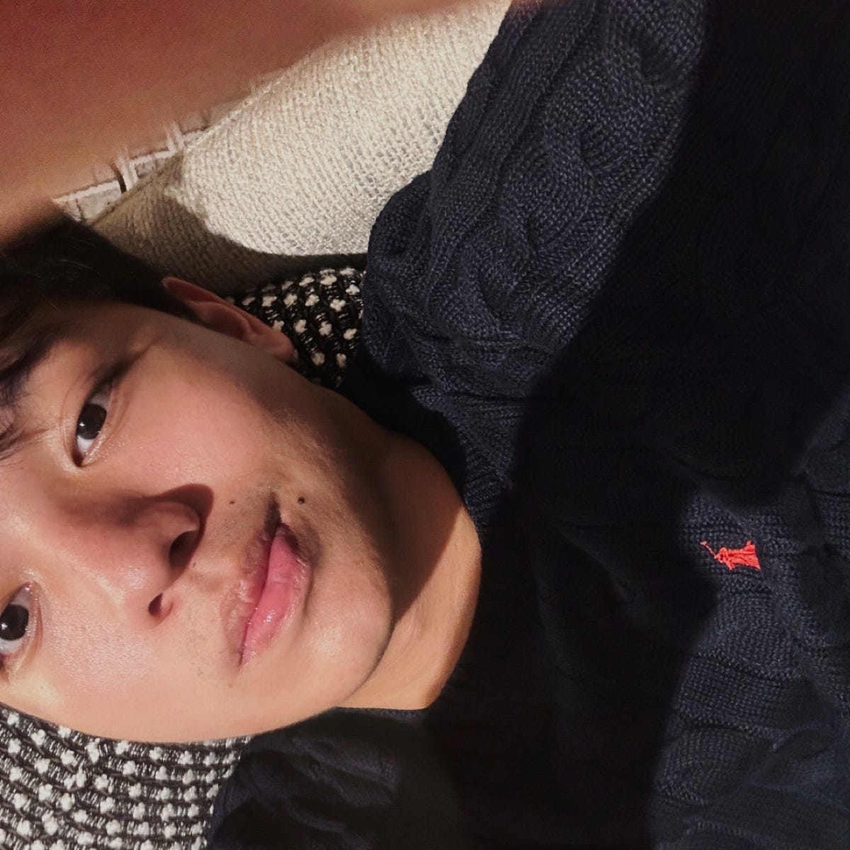 Nobel Aung – Medium