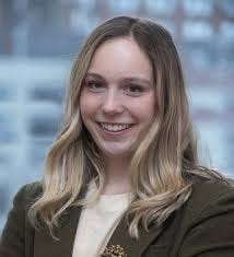 anna smith – Medium