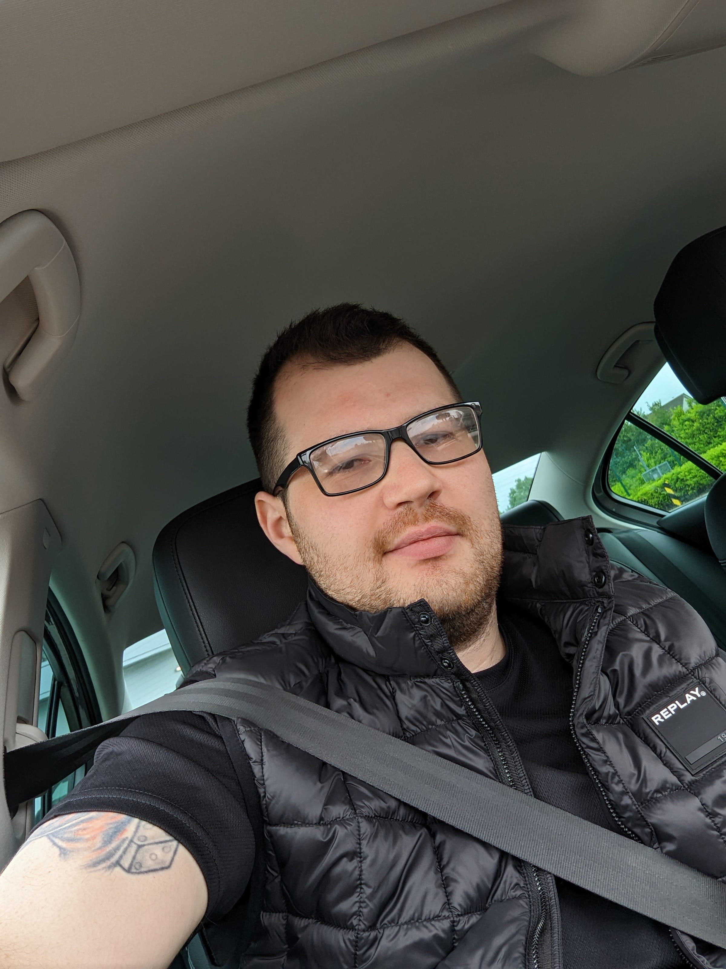 Vitali Belush – Medium