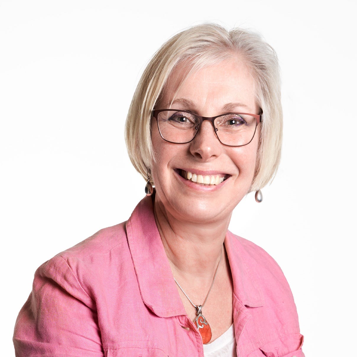 Cath Lloyd- Resilience Coach Enabling Change – Medium