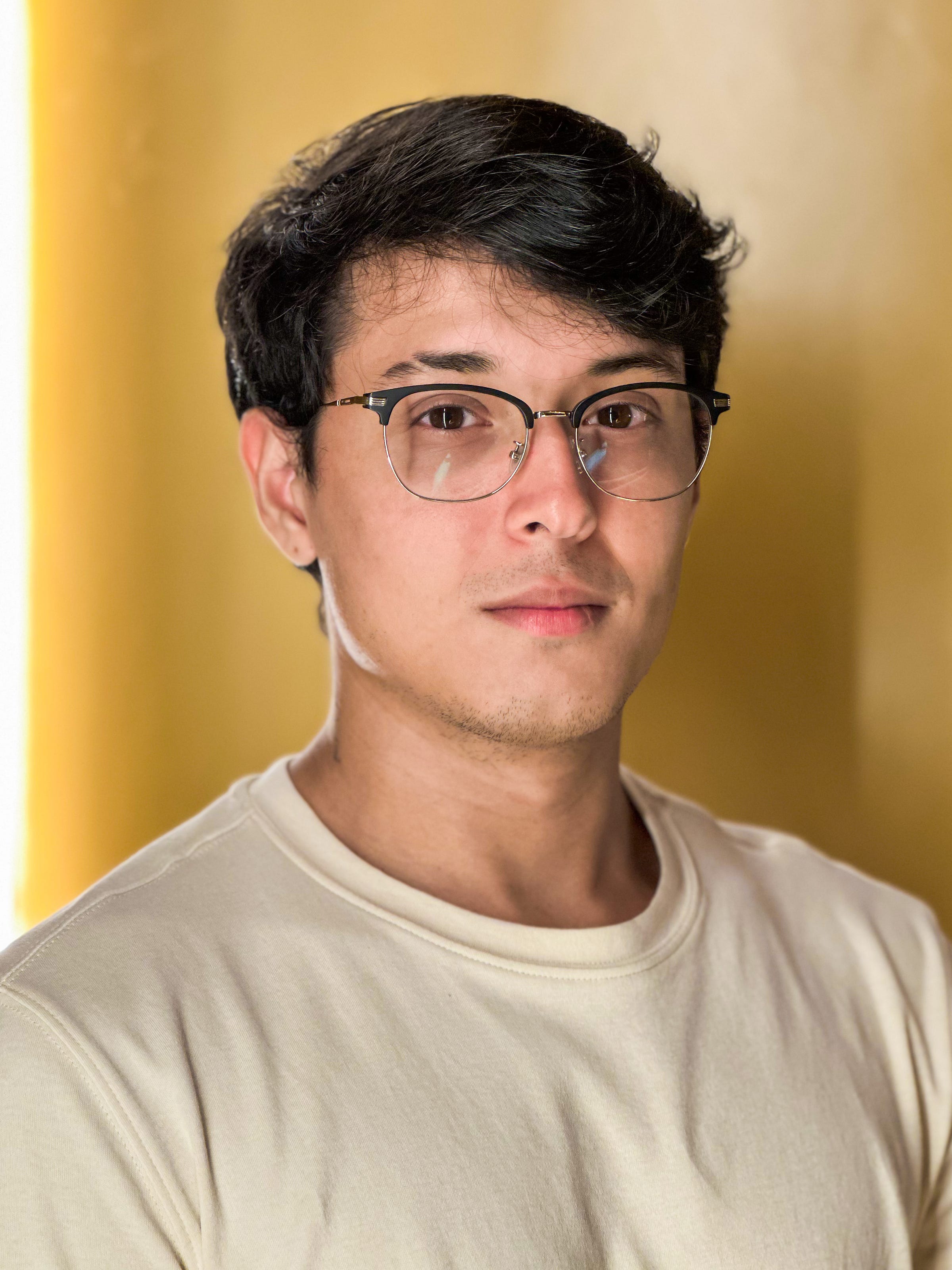 Chris Ferreira – Medium