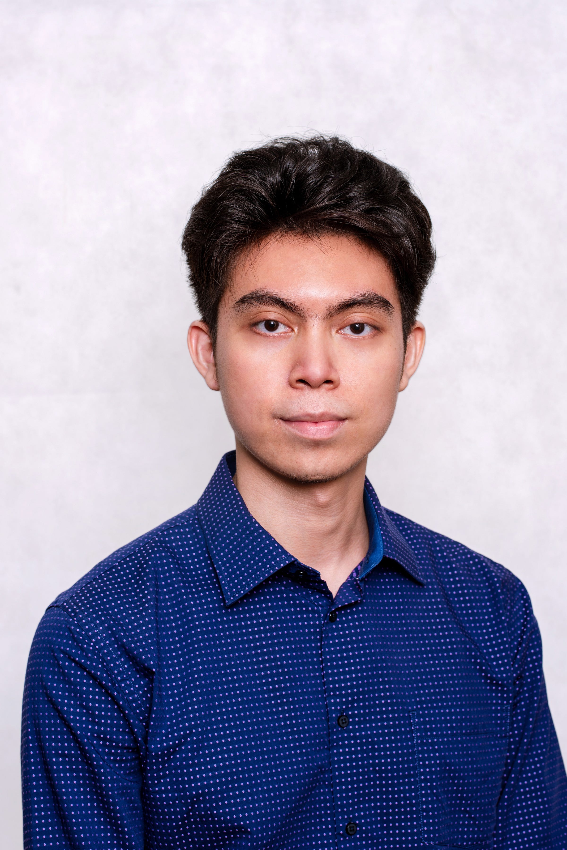 Yan Min Thwin – Medium