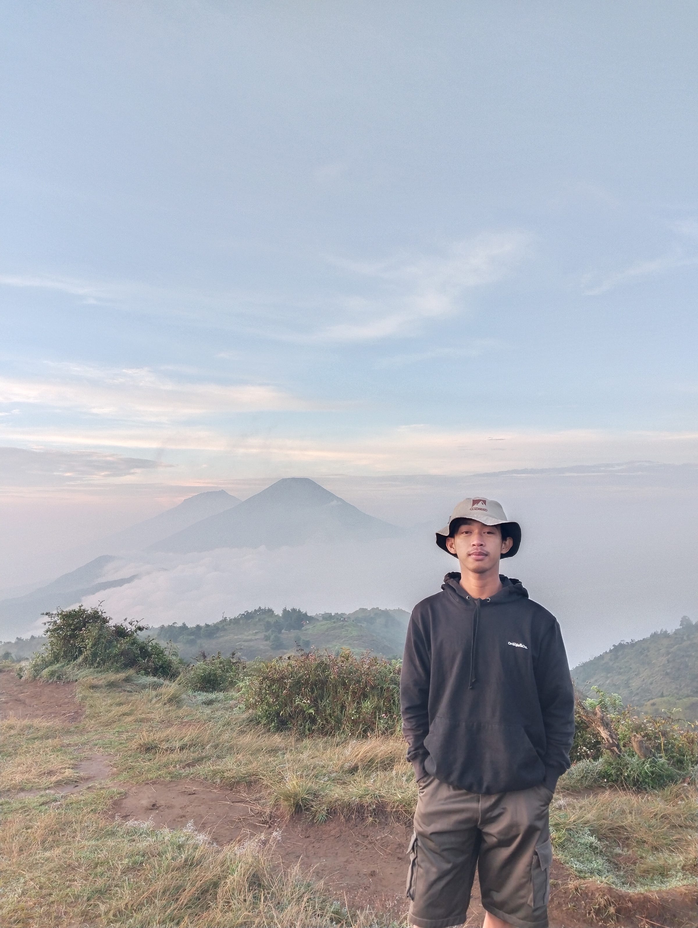 Arif Efendi – Medium