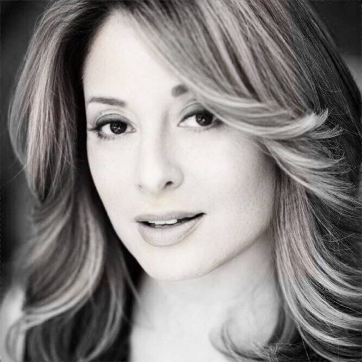 Kate Miller – Medium