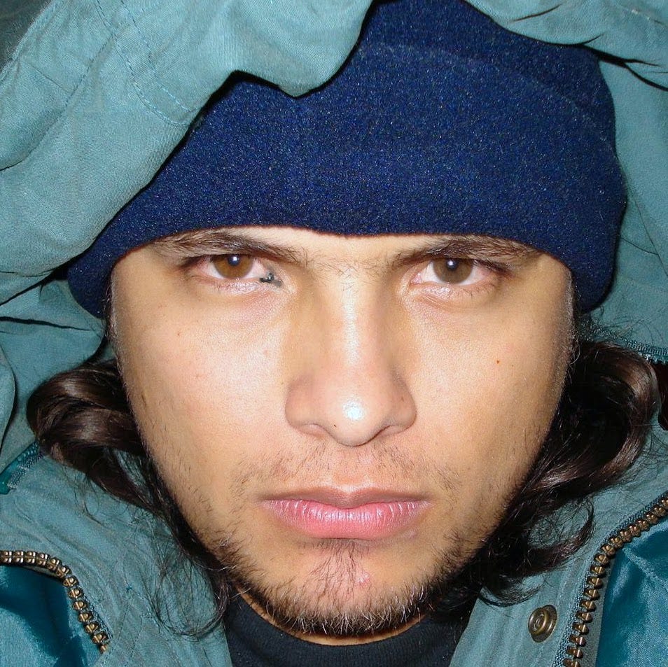 Jason Carmona – Medium