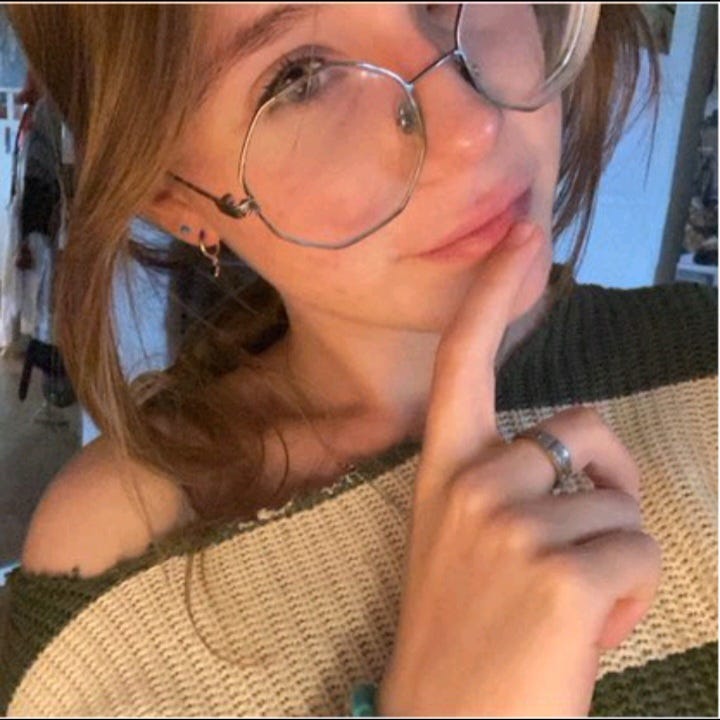 Lena – Medium