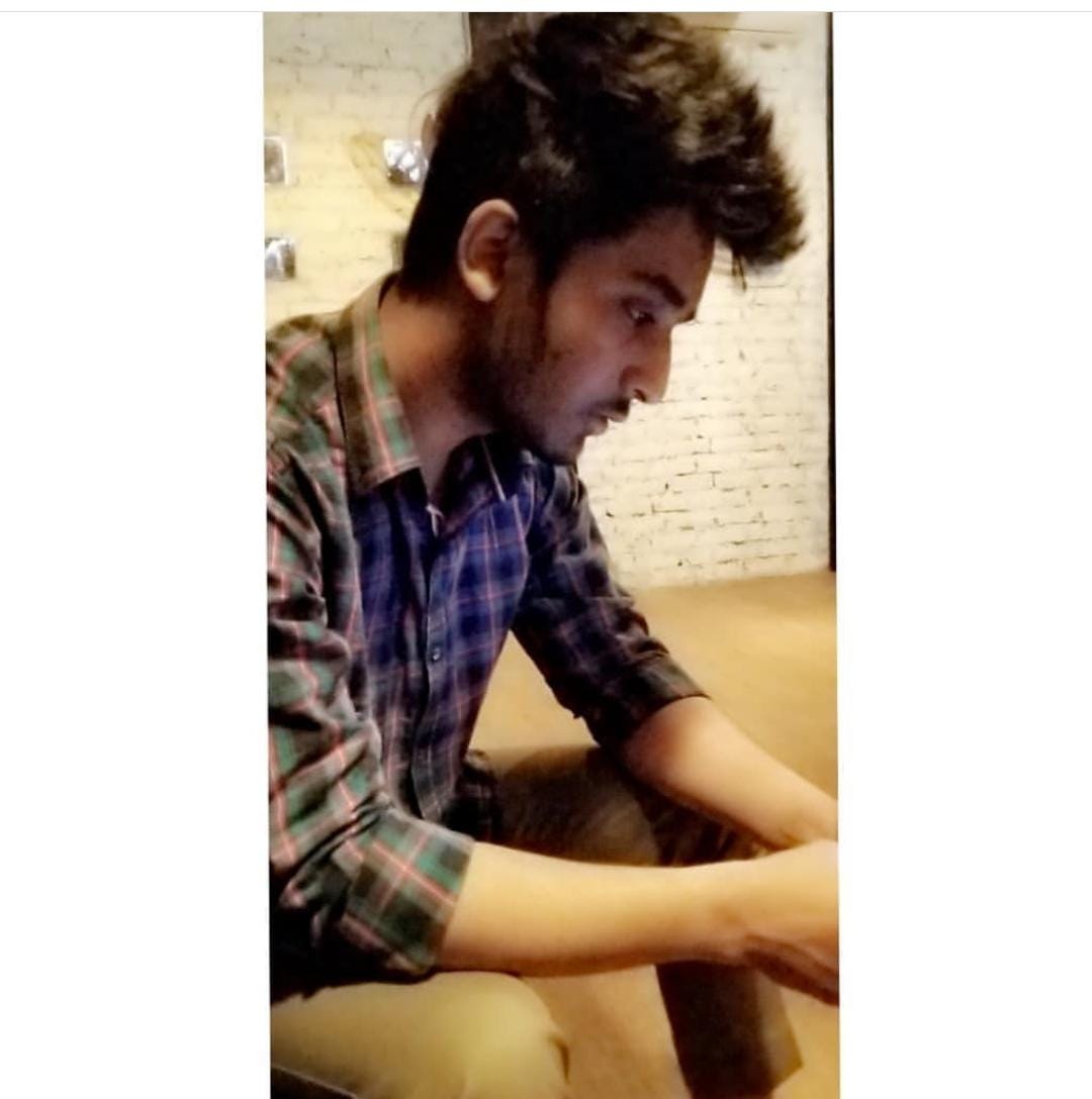 Tarun Tiwari – Medium