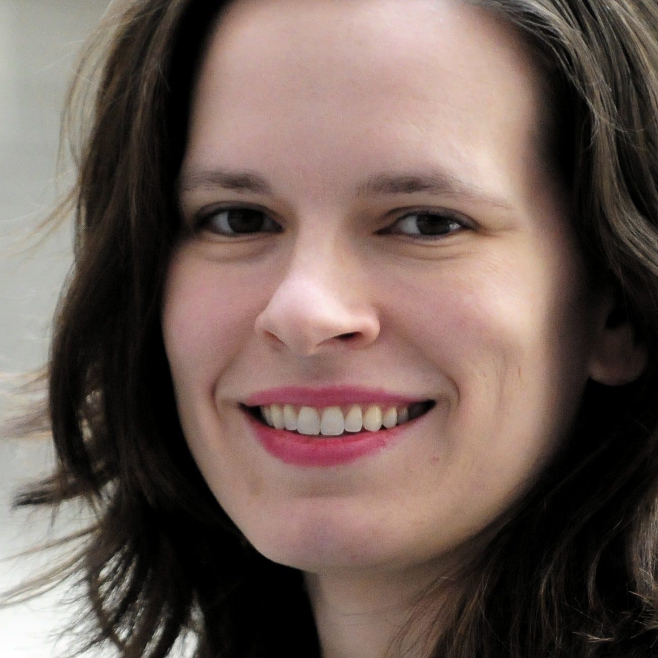 Alison Rowland – Medium