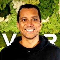 Fábio de Paula Silva – Medium