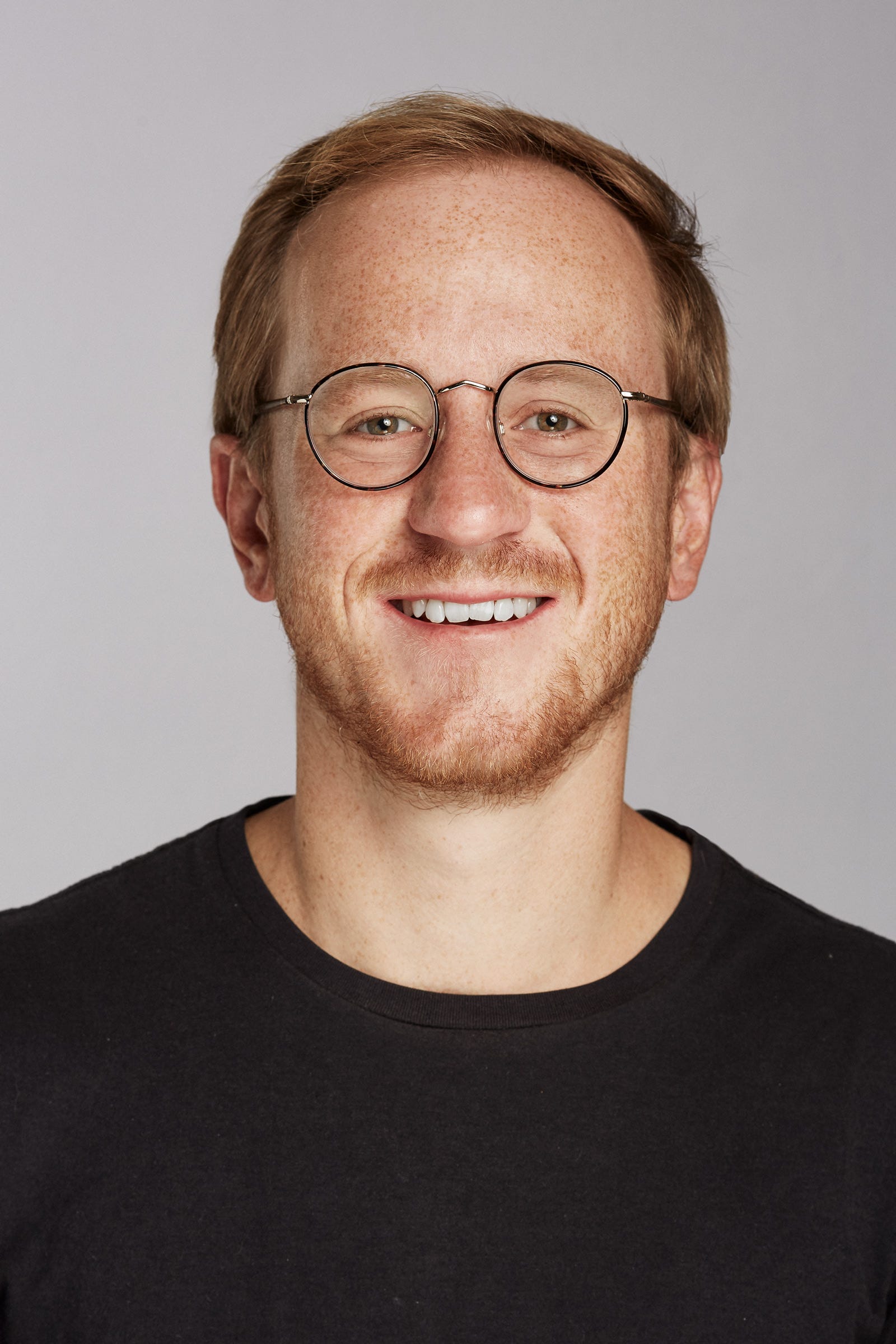 Zach Abrams – Medium