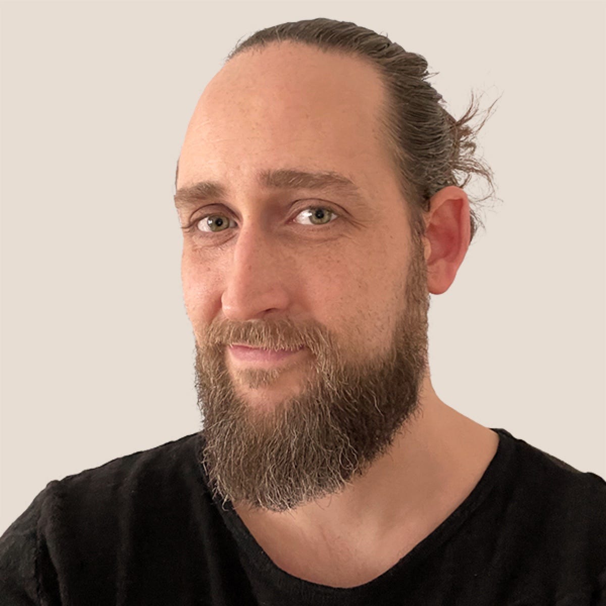 Alberto López – Medium