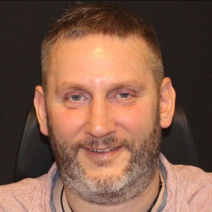Dyer Steven – Medium