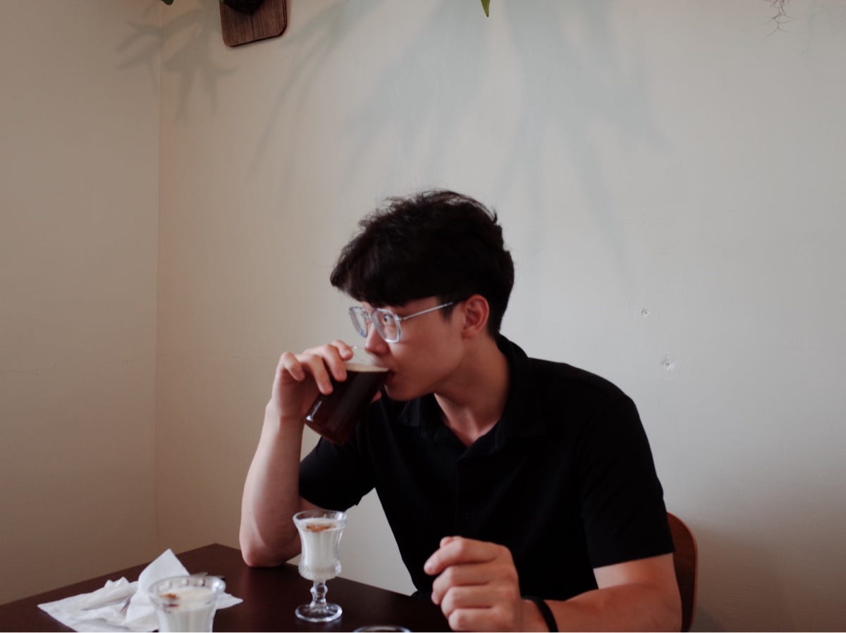 Gene Cheng – Medium