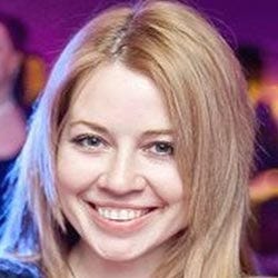 Lisa Jessy – Medium