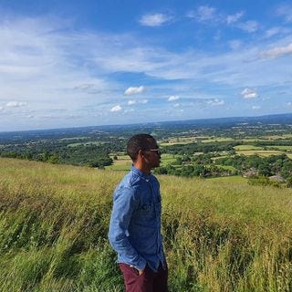 Jay Diallo – Medium