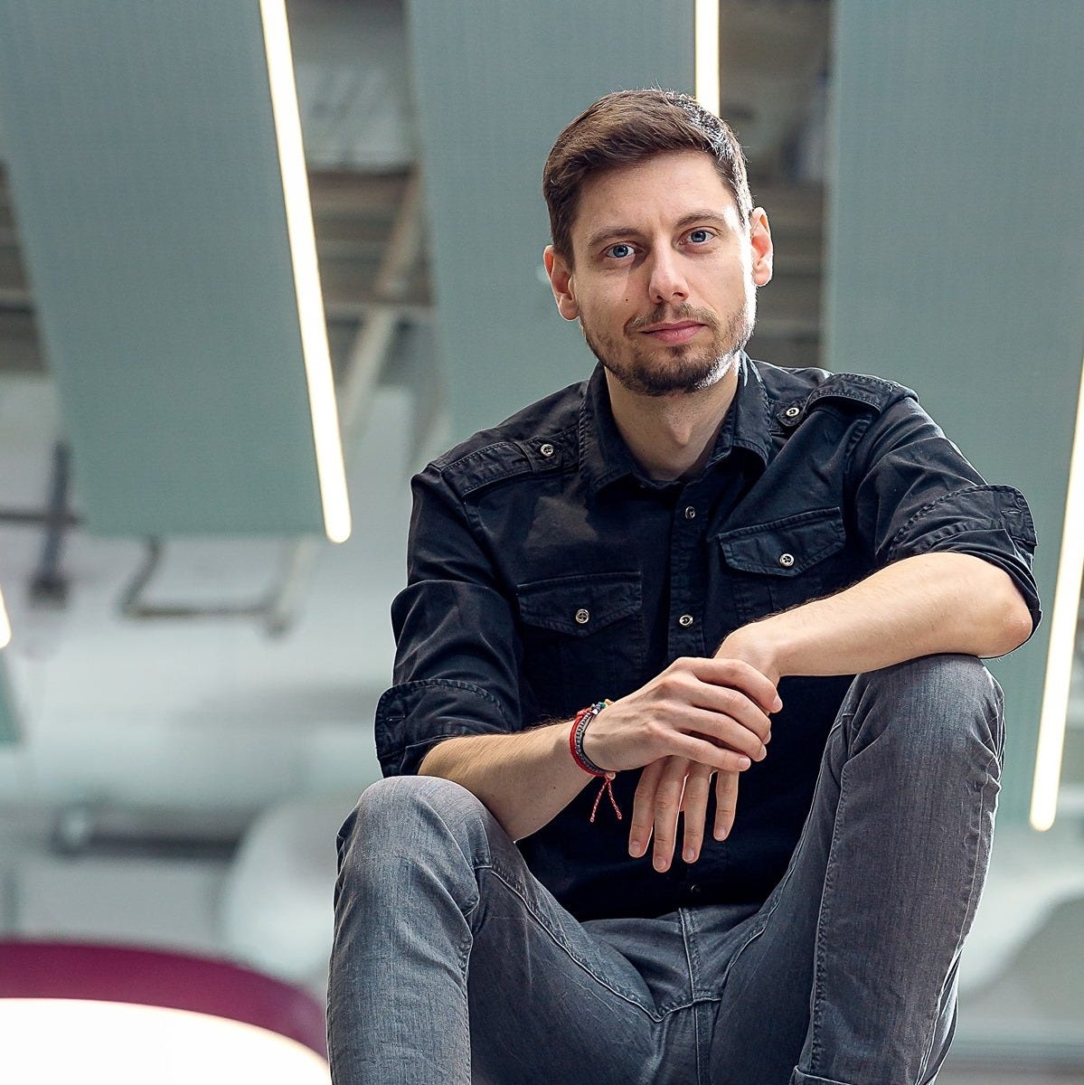 Bogdan Nicoară – Medium