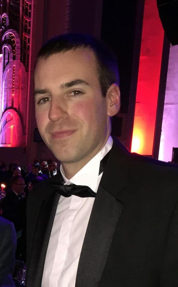 Andrew Tomlinson – Medium