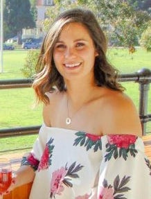 Danielle Bates – Medium
