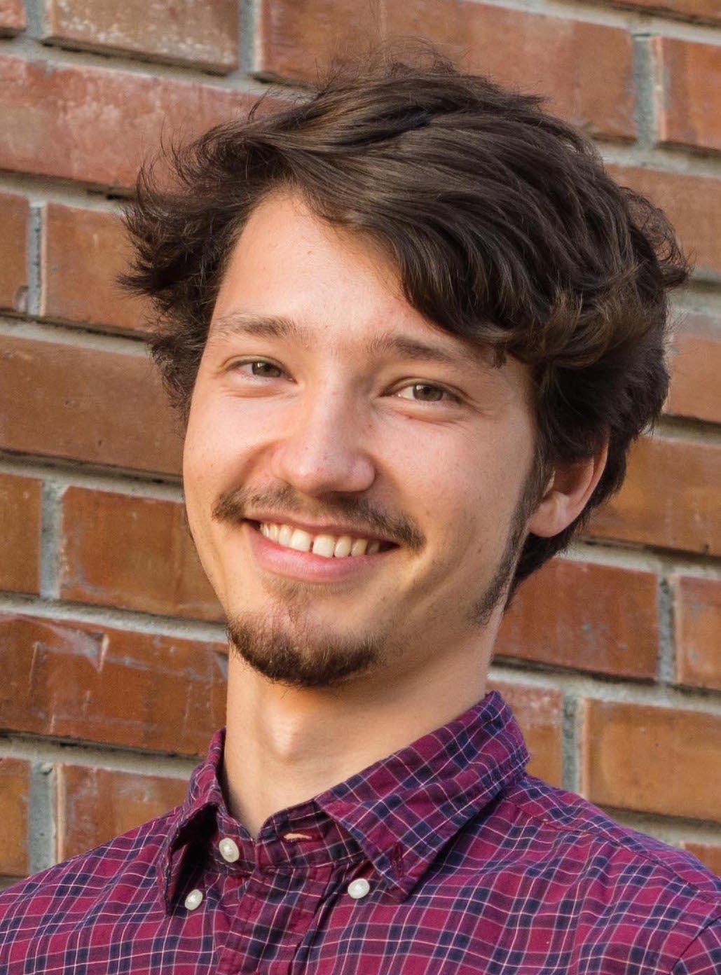 Peter Iltchev – Medium