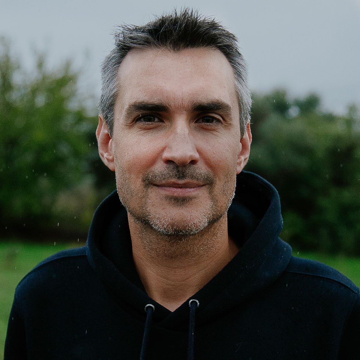 Alexis Roussel – Medium