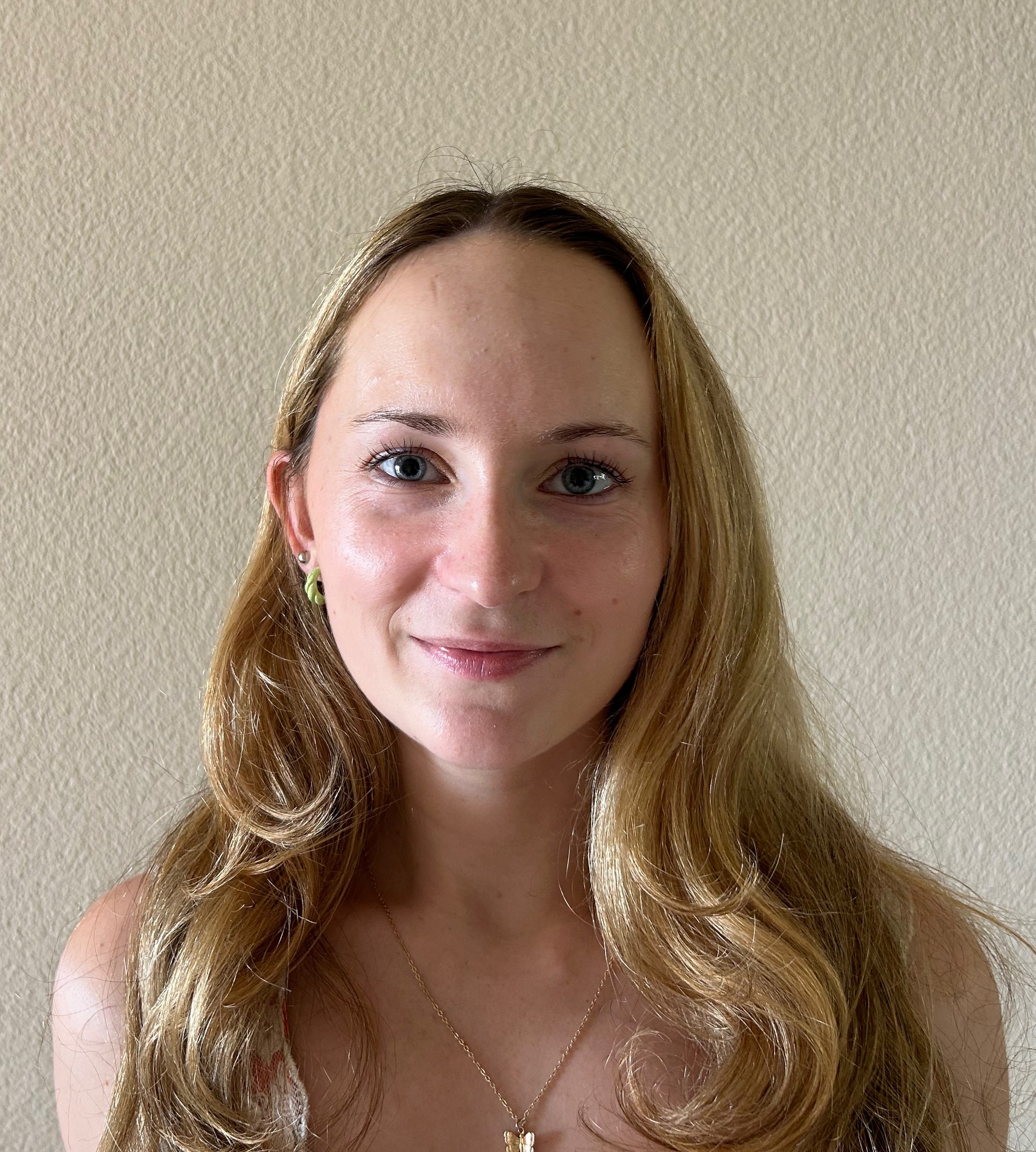 Lindsey Crankshaw – Medium
